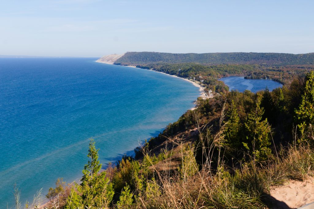 Kayak Fishing Lake Michigan: Best Spots & Safety Tips